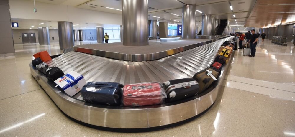 Frontier Airlines Baggage Allowances & Checked Baggage Fees